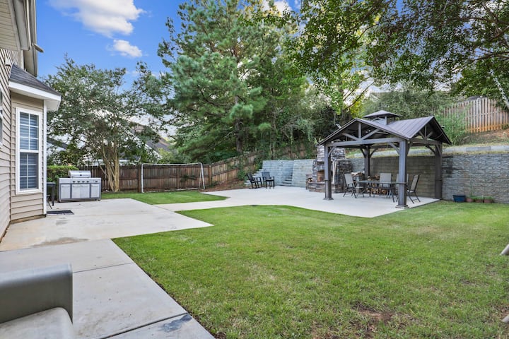Spacious 5br Garner Retreat For Families & Groups - Shady Lake, Garner