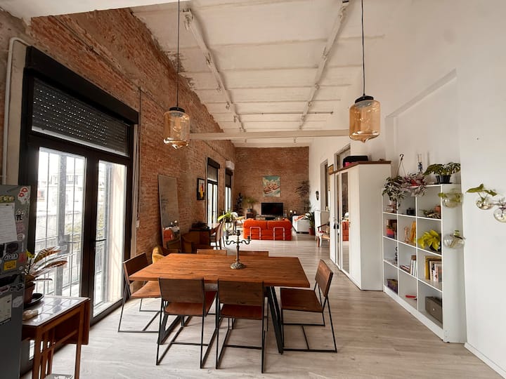 Loft Industrial, Doble Altura, Amplio Y Luminoso - Uruguay