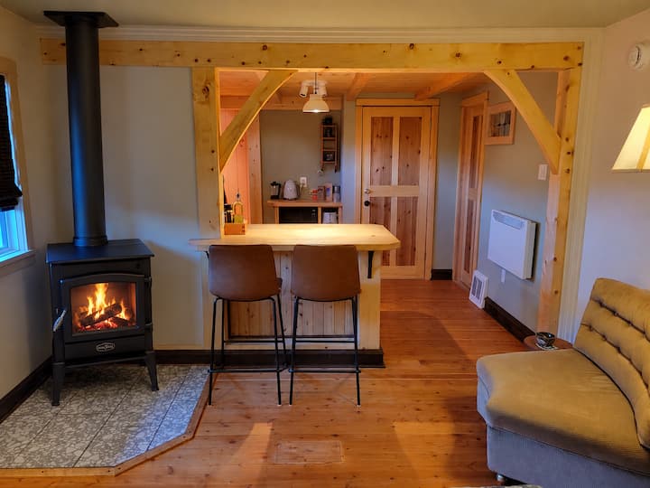 Historic Craftsman Suite - The Raspberry Suite - 白馬鎮