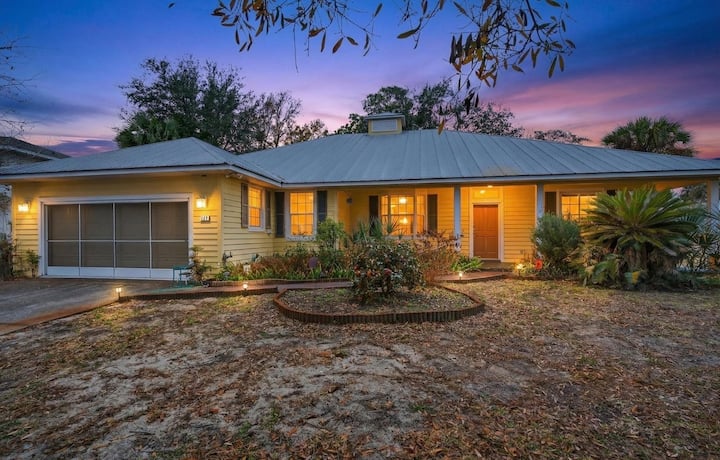 Afterglow Manatees:pool /Golf/near Spring/spacious - Crystal River, FL