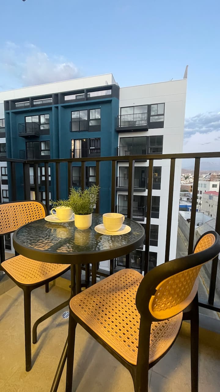 Departamento Con Balcón Y Cochera - Arequipa