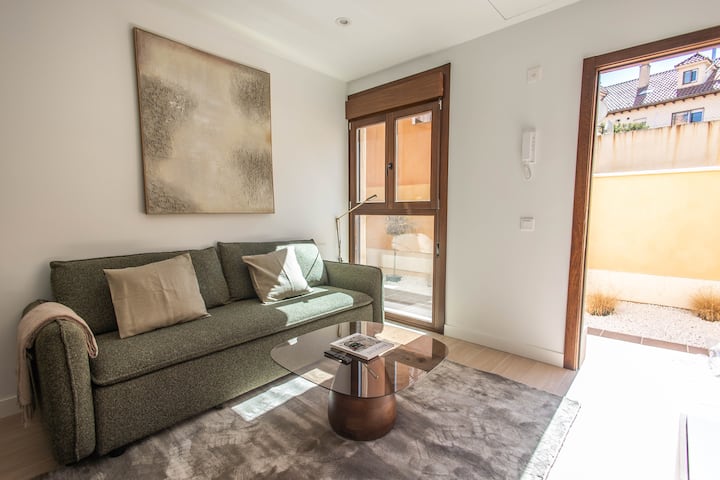 Modern 2-bedroom Apt In Centre Alcalá Henares - 埃納雷斯堡