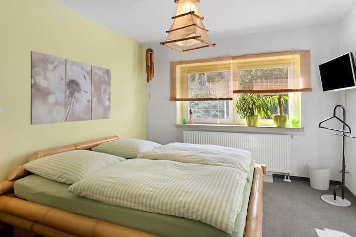 Bambuszimmer Ohne Dusche - Gera