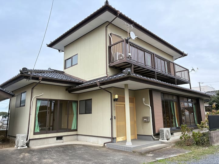 【最大10人】個室の和室でまったり｜10名定員の個室＋共用キッチン・トイレ・浴室【水戸6号館】 - Mito