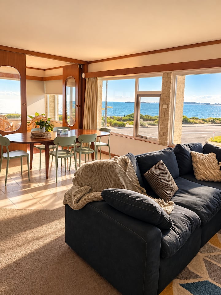 Beachfront Retro Luxury Sea Views & Marine Park - Rockingham