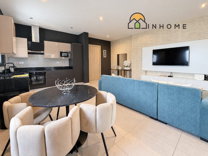 1br In Cantonments Pool - Ghana