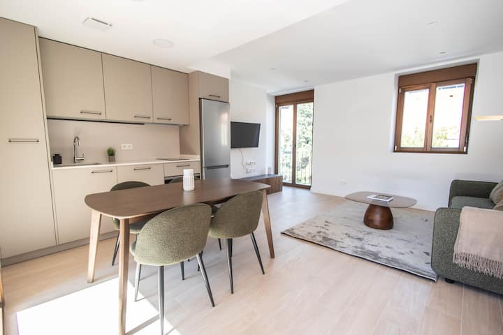Modern 1-bedroom Apt In Centre Alcalá Henares - Alcala de Henares