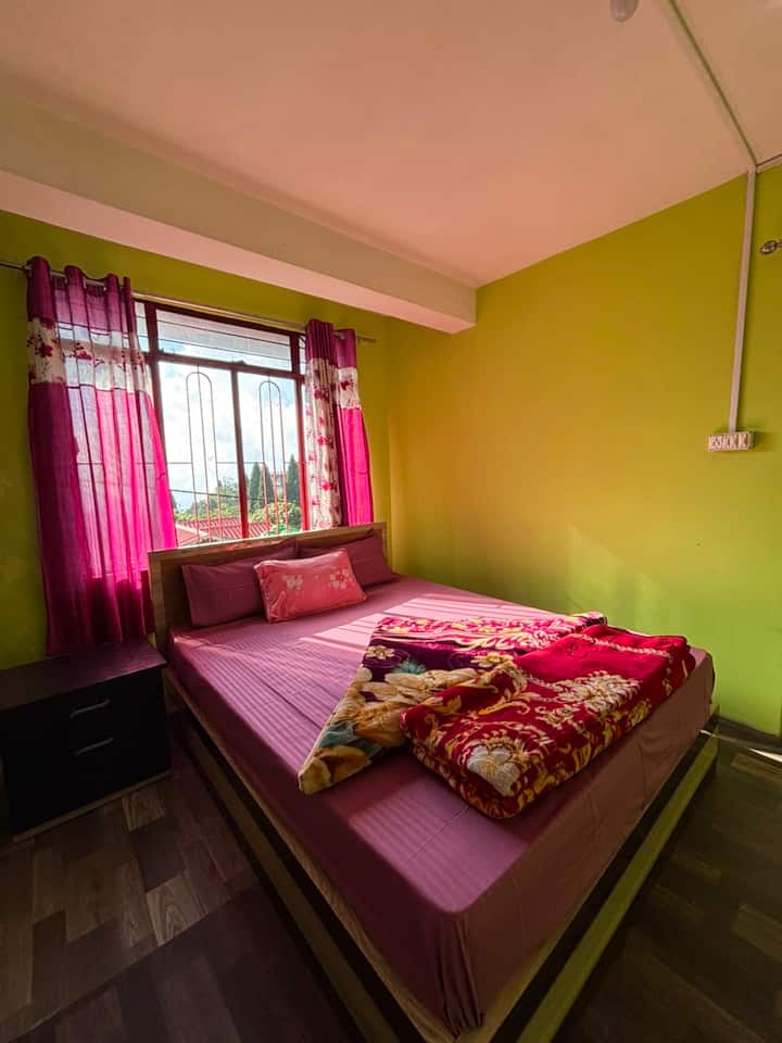 Sunrise Homestay Batasia - Darjeeling