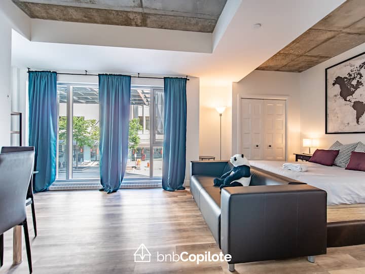 Le Cobalt | Studio Oasis | Piscine + Spa Au Toit - Québec, QC