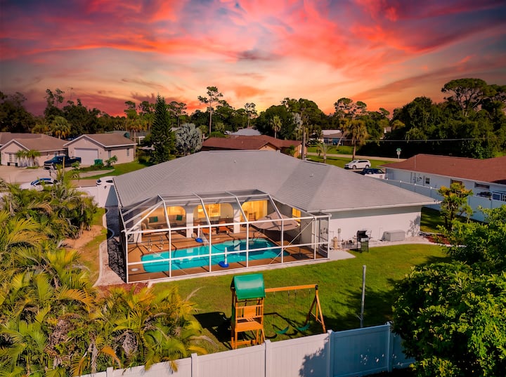 Casa Brisa | 13ppl | Pool | Theater |Fire Pit |Bbq - Port Charlotte, FL