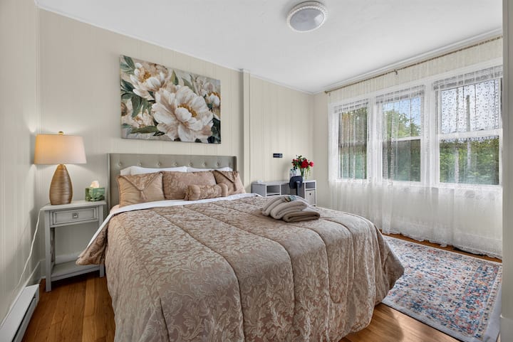 Apartment In Worcester, Ma - Shrewsbury, MA