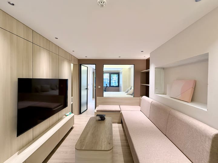 New City Center 1br | Soaking Tub & Elevator - China