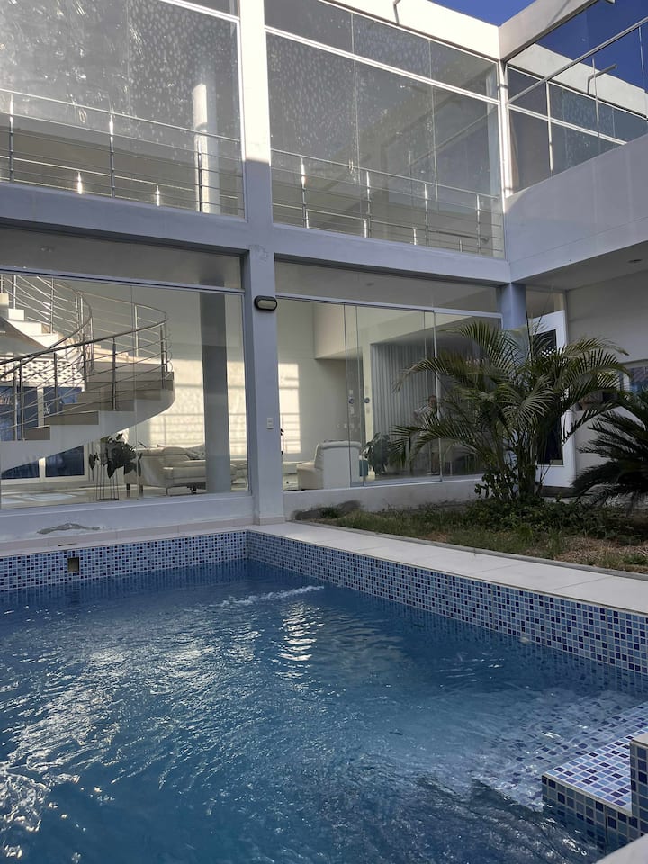 Oasis Prive - Piura