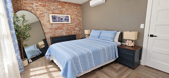 Modern Luxury 1br | Pet Friendly - Worcester