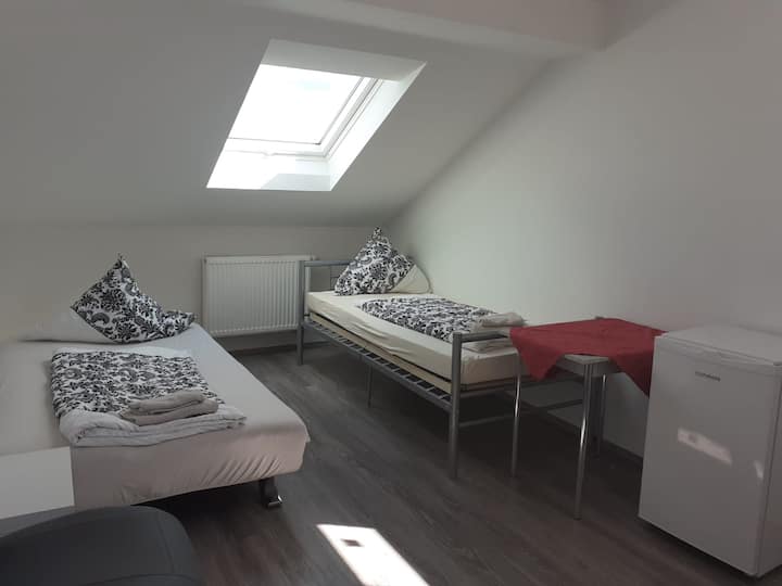 Monteurwohnung 140qm Künzell 5 Zimmer 10 Betten - Fulda