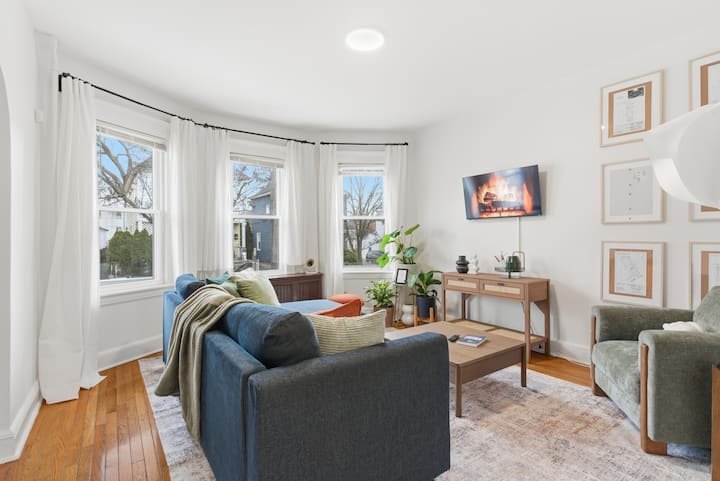 Botany Village One Bedroom House With Parking - Montclair, NJ
