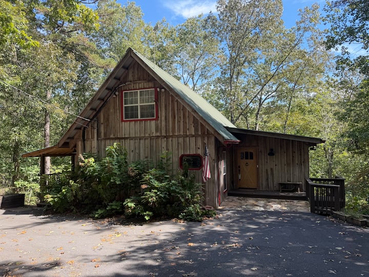 Mountain Hideaway | Riverfront, Kayaks & Fire Pit - Mentone, AL