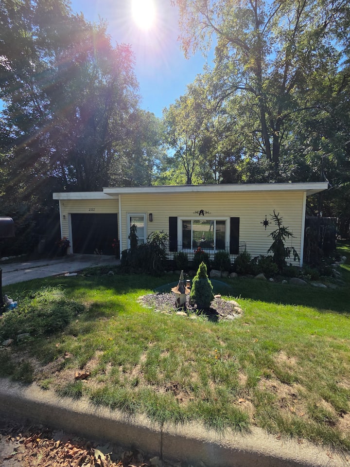 Luxury Tiny House. - Kalamazoo, MI