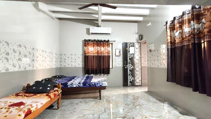 Omkar Homestay - Dwarka