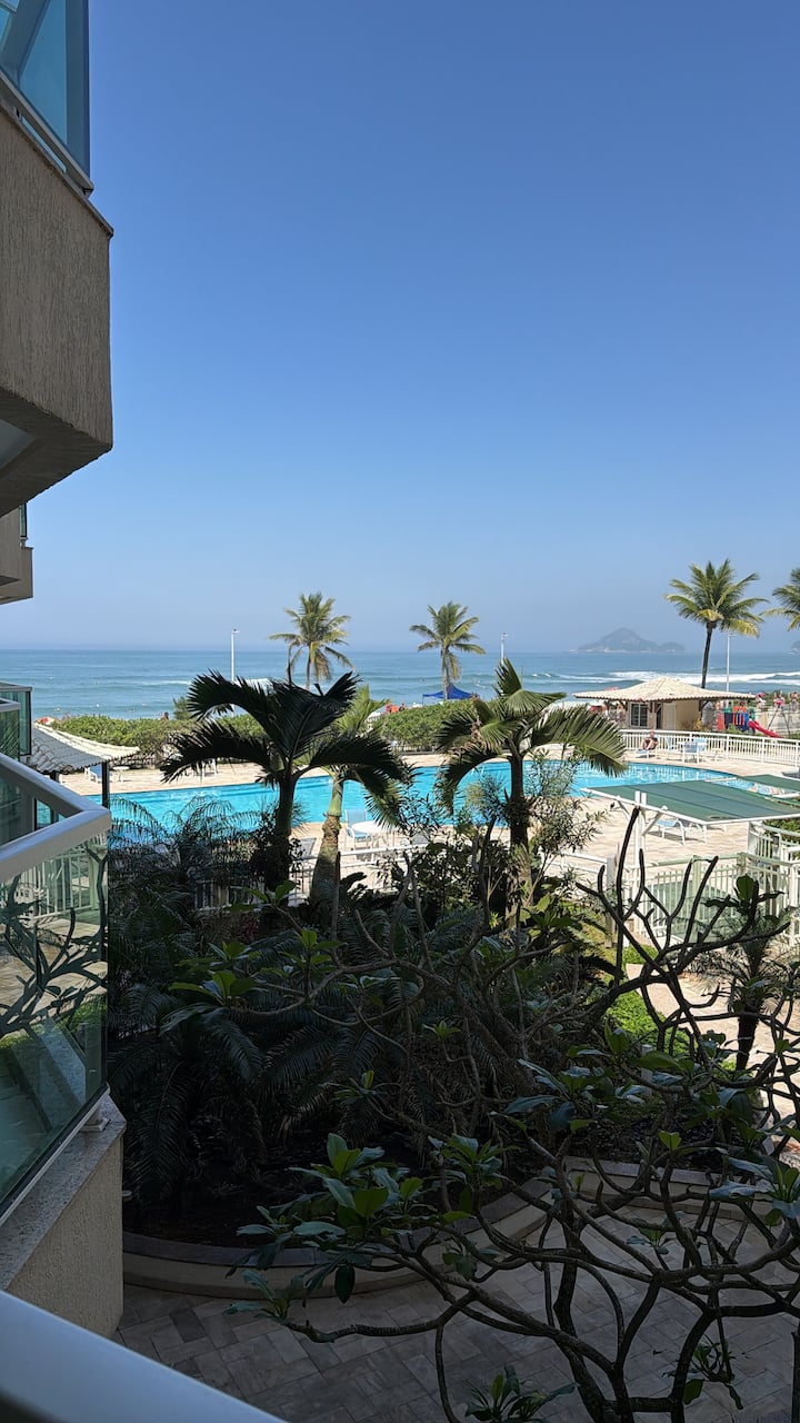 Flat Pé Na Areia, Vista Mar - Recreio dos Bandeirantes