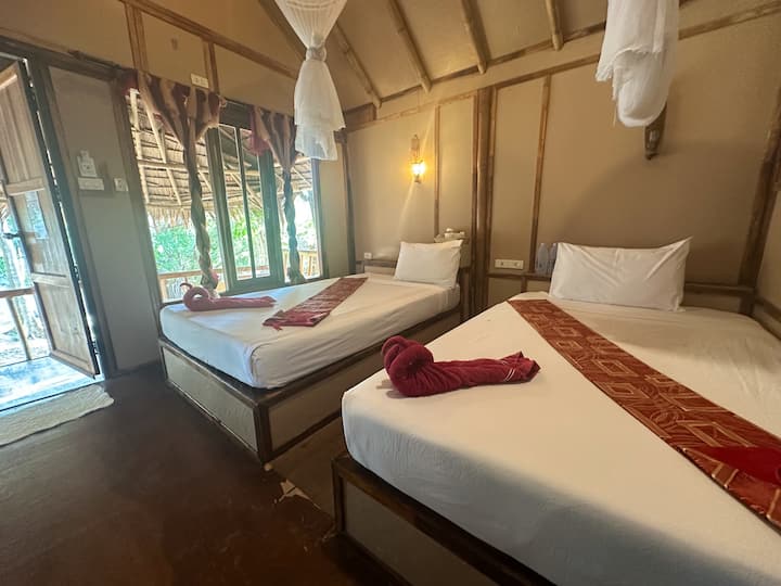 Rustic Bamboo Twins, Phi Phi - 大披披島