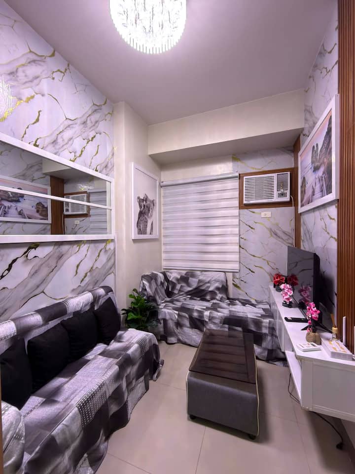 Igmedio Royale At Charm Residence - Antipolo