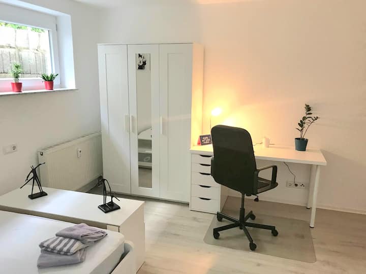 1 Zi. Appartment Mit Eigenem Badezimmer - Ulm