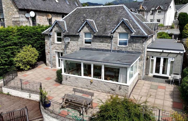 Ardvane House: Victorian Villa For 14, Pitlochry - Blair Atholl