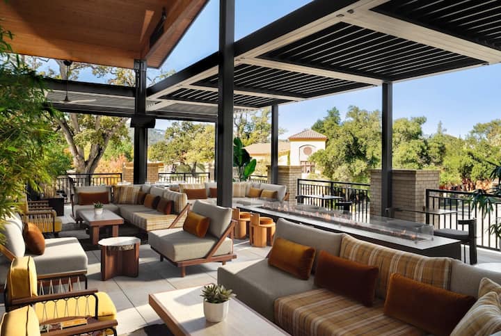 Luxury 2 Separate Hotel Suites - Paso Robles, CA