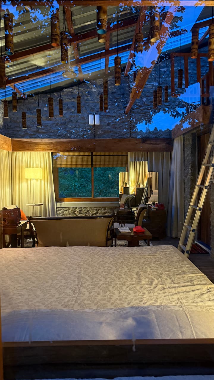 Chelchitong Hideaway - Lava