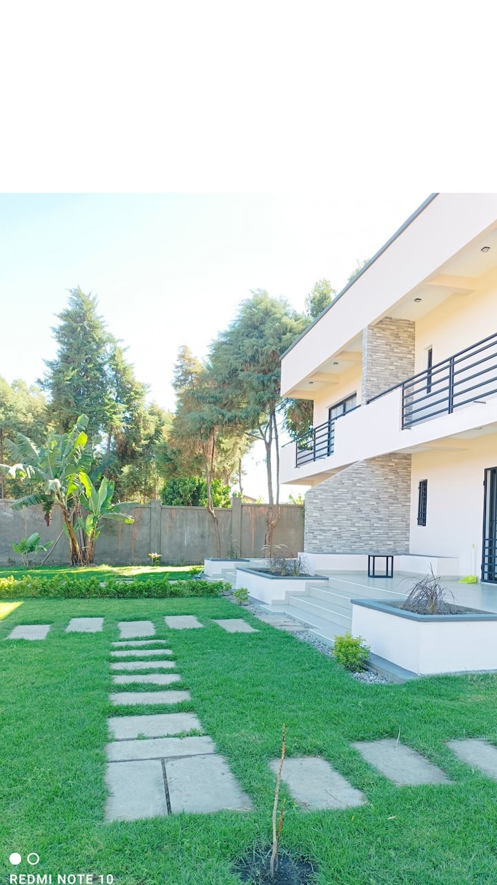 Maison Pour 6 Personnes à Ampefy - Madagascar