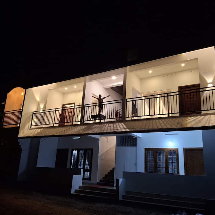 A New Falcon Inn Munnar - Munnar