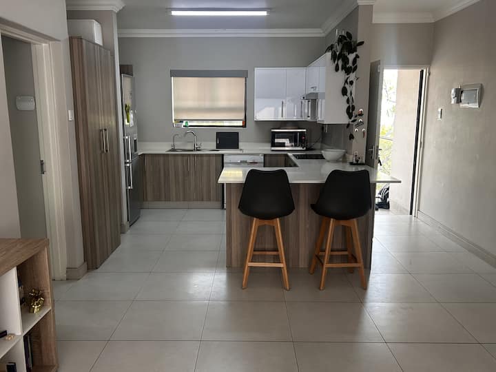 More Than Ideal Suites - Centurion