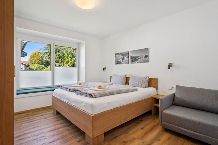 Chalet Alpendost / Modern / E-charging / Sleeps 4 - Allgäu