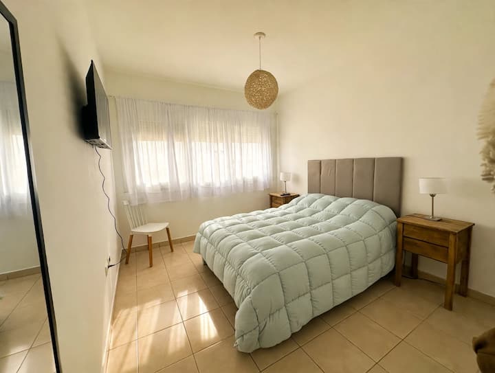 La Falda2 Habitaciones, Cochera Y Ubicación Ideal - Argentine