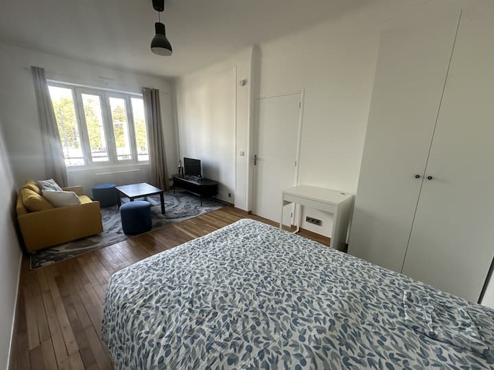Montrouge Grand Studio Moderne Entièrement éQuipé - Montrouge