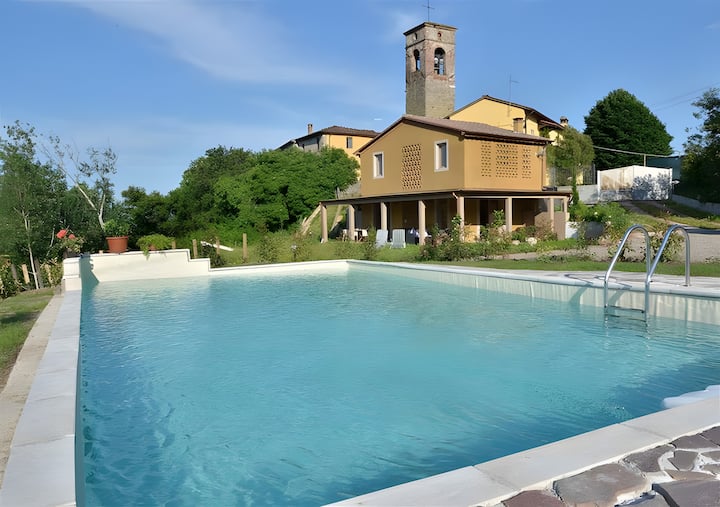 Villa In Collina Con Piscina - イタリア ルッカ