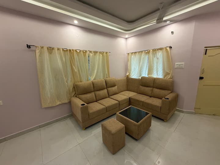 Cozy Nest - 2 Bedroom House - Mysuru