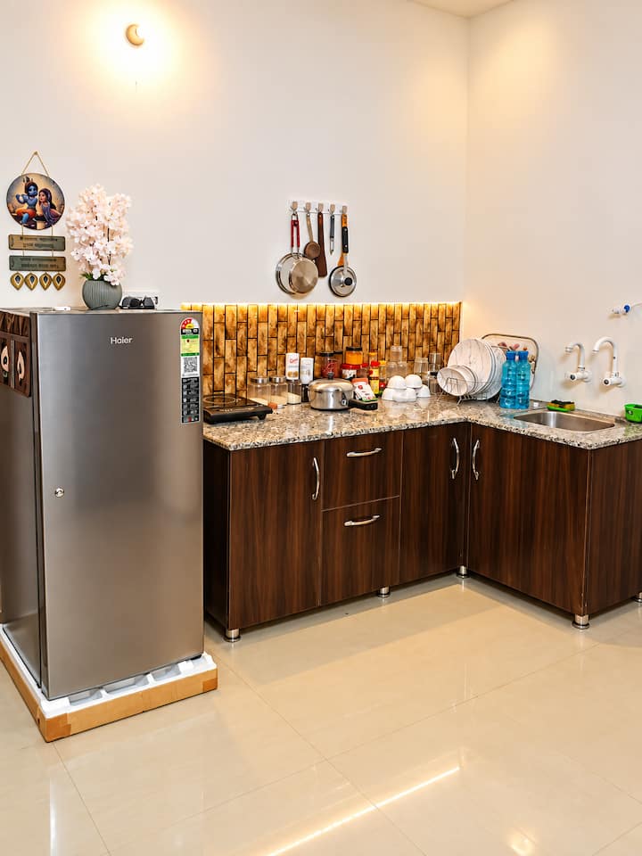 Shri Ji Home Stay - Vrindavan
