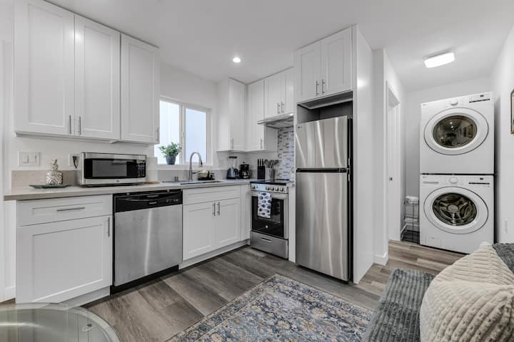 Brand-new Private 1br Suite · Patio, Bbq, A/c - Thousand Oaks, CA