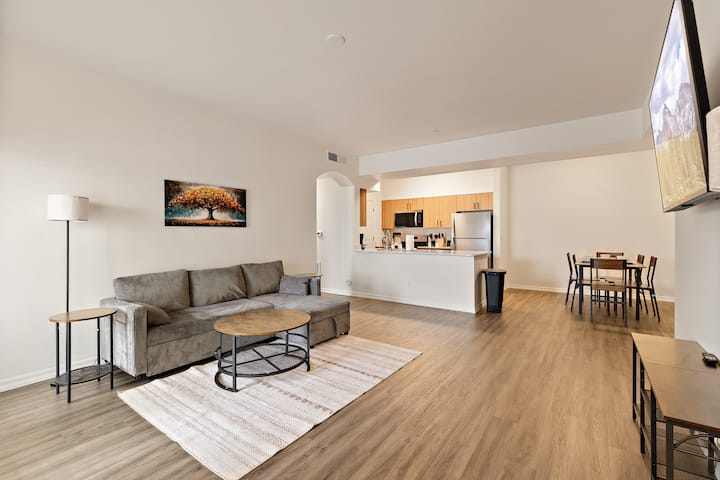 Mesa Condo With Pool & Pickleball - Mesa, AZ