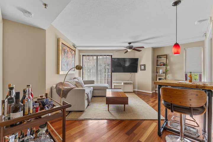 The Clarendon Executive | 2br 2ba Near Metro & Dc - Arlington, VA