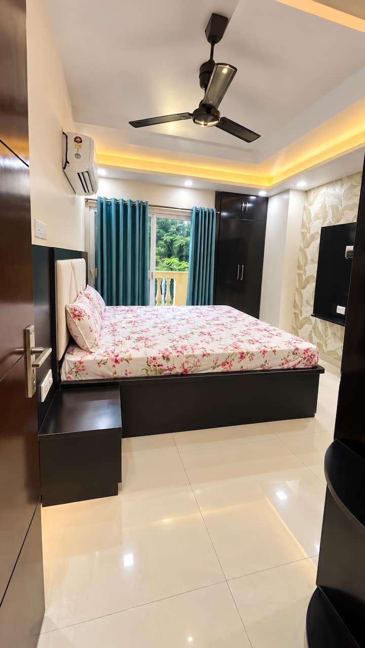 Luxury 1bhk Premium Comfort Stay Saguna Khagaul - Patna