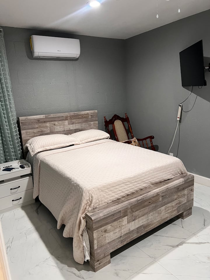 Mini Apartamento Encantador - Spring Hill, FL
