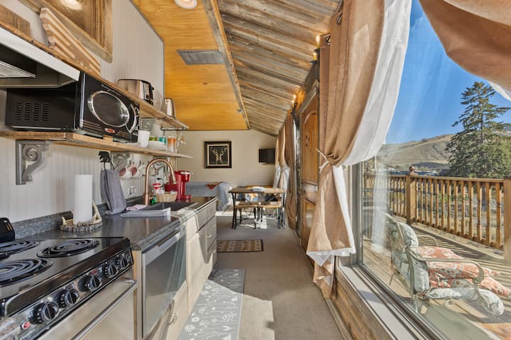 #301 Park Hotel Yellowstone Penthouse 2 Qu 1 Bath - Gardiner, MT