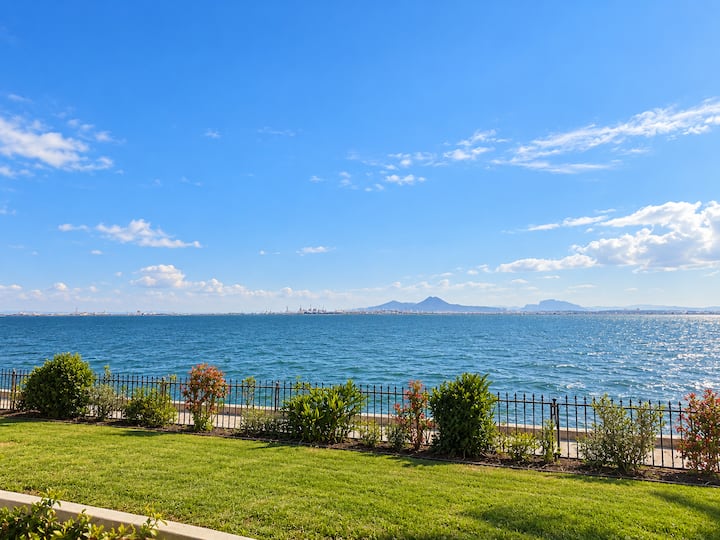Entire Studio With Beautiful Lake View - Tunis