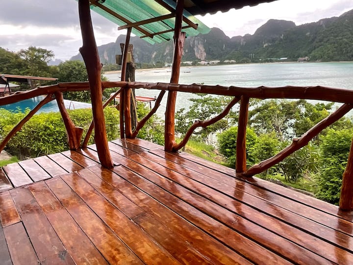 Sea-view Bungalow For Two - Ko Phi Phi Don