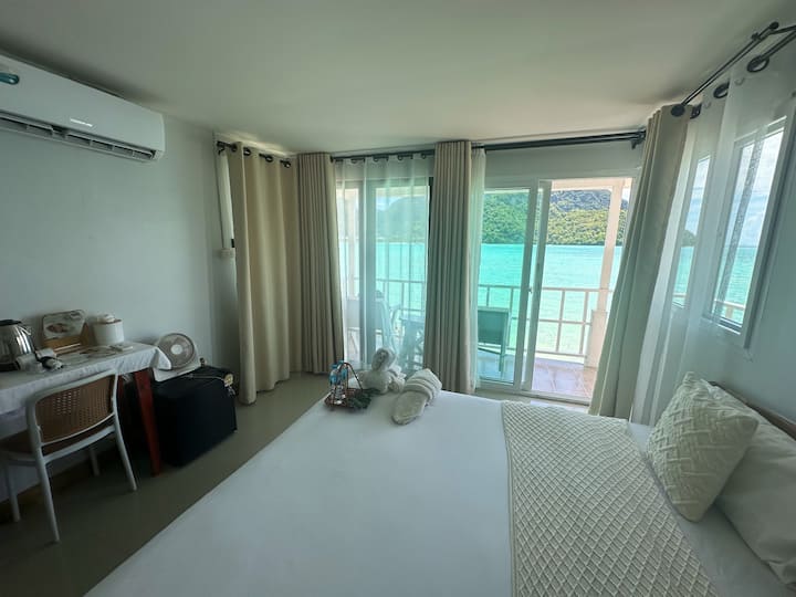 Sea View On Ko Phi Phi Don - 大披披島