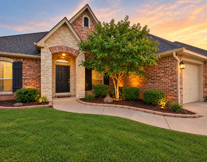 The Home Away - Perfect For Families! - Edmond, OK