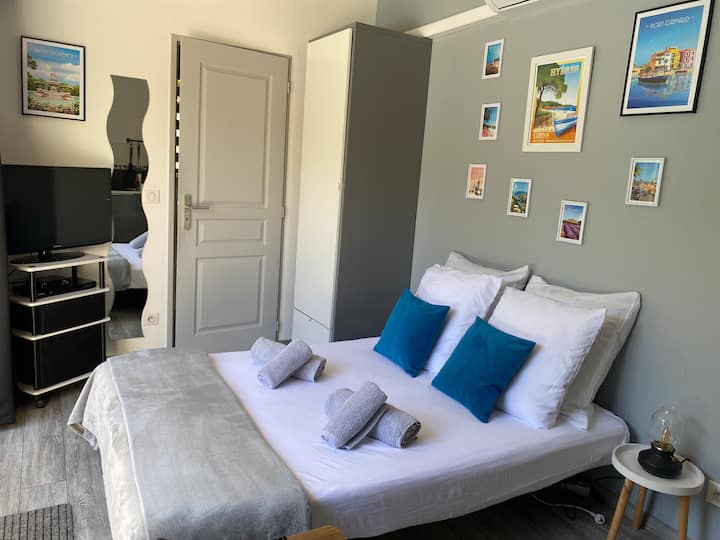 Studio Avec Piscine Privatisée Au Cœur Du Var. - Pourrières
